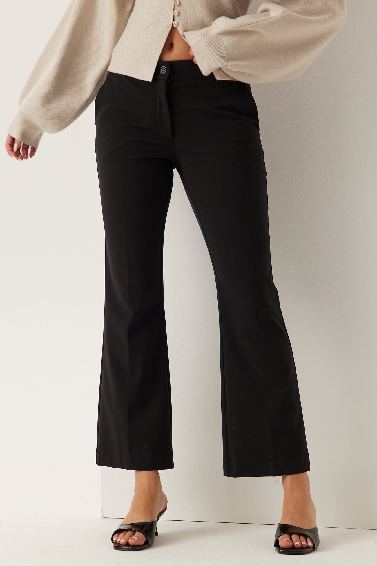 Bubbleroom - BUBBLEROOM - Kick Flare Trousers Black