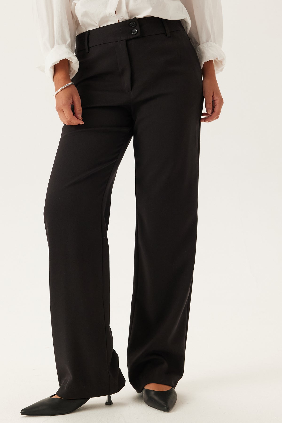 Bubbleroom – Mid Waist Straight Back Pocket Trousers – All trousers – Black
