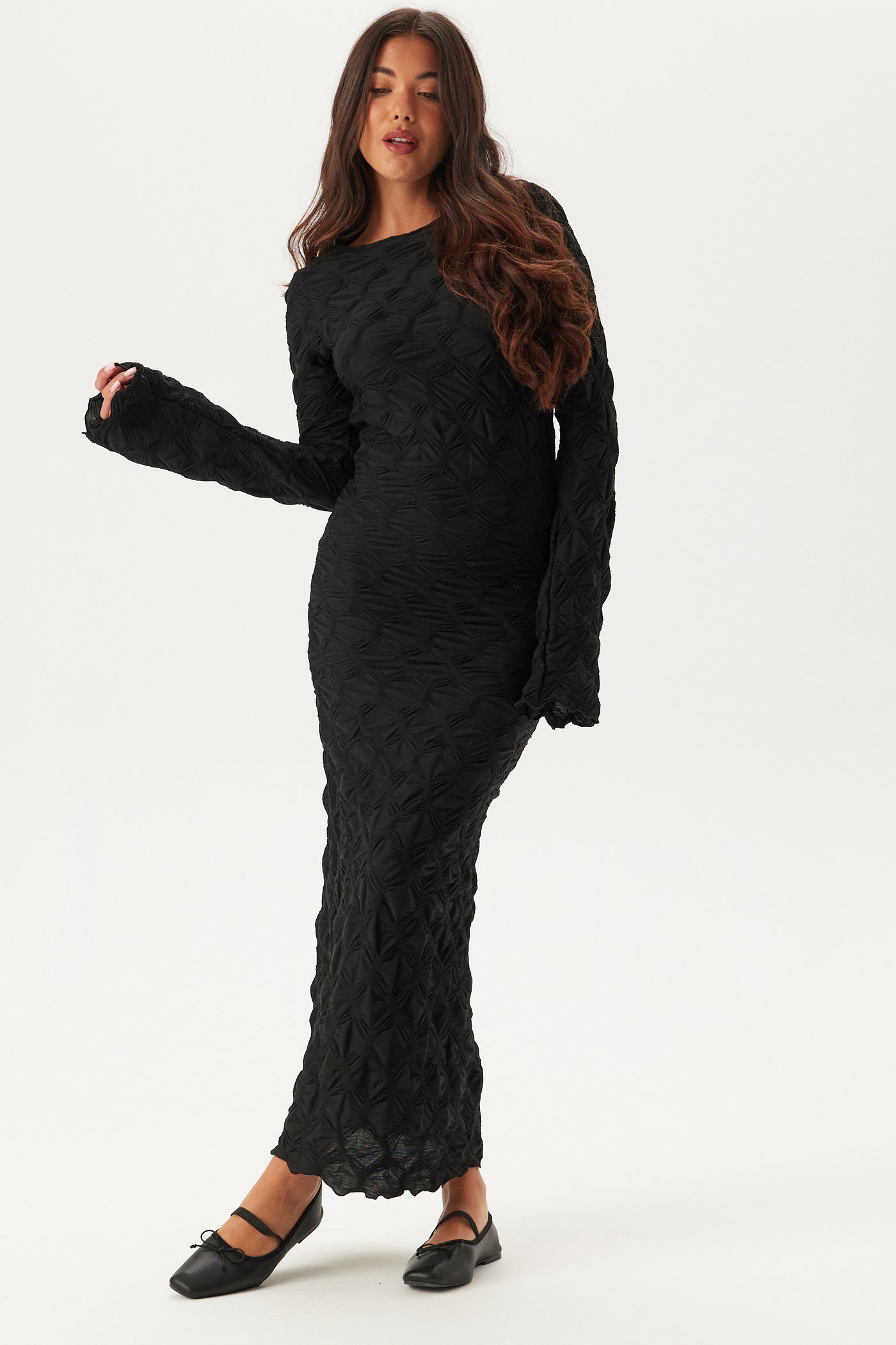 Bubbleroom - BUBBLEROOM - Structure Long Sleeve Midi Dress Black