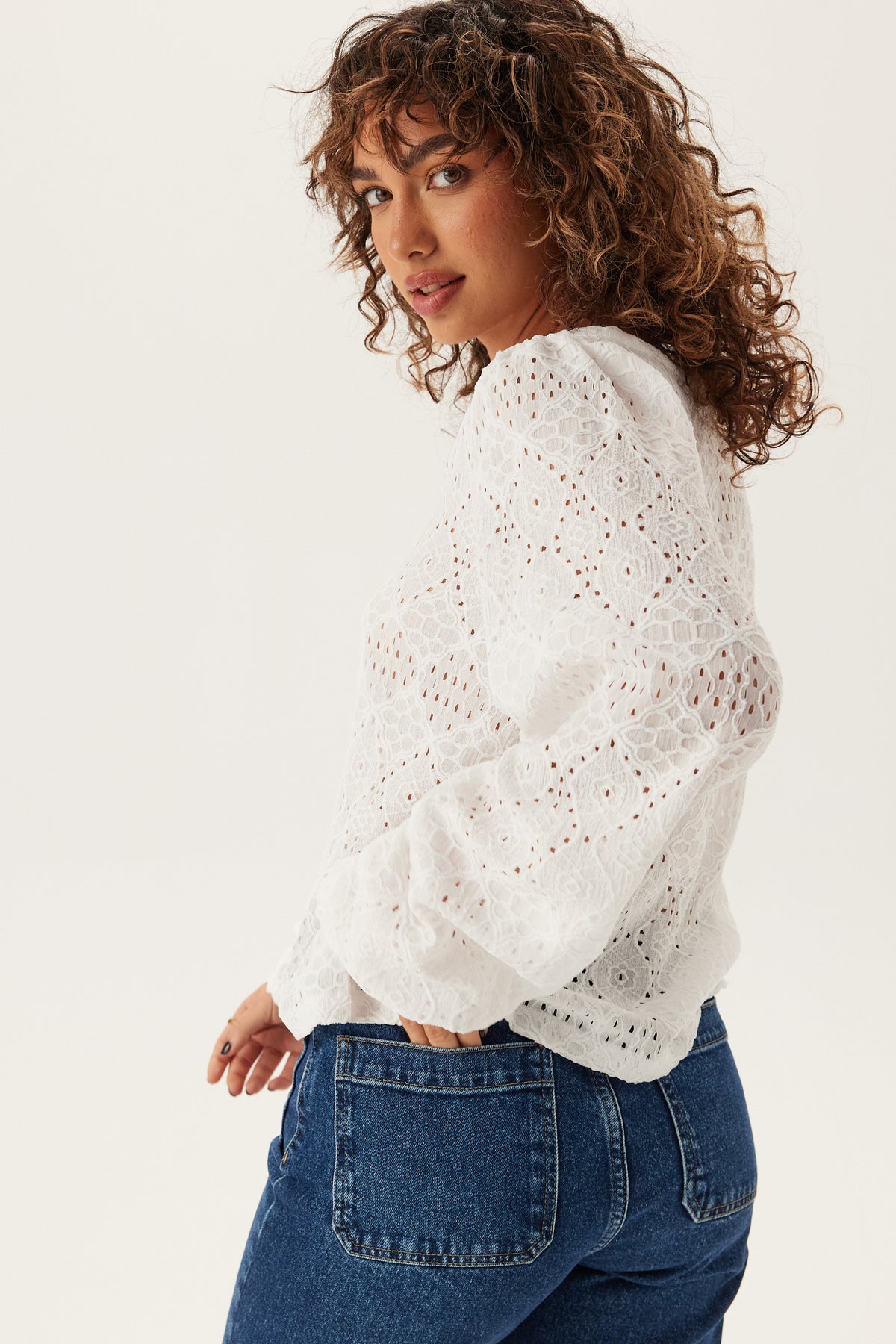 Bubbleroom - BUBBLEROOM - Volume Sleeve Button Blouse Offwhite