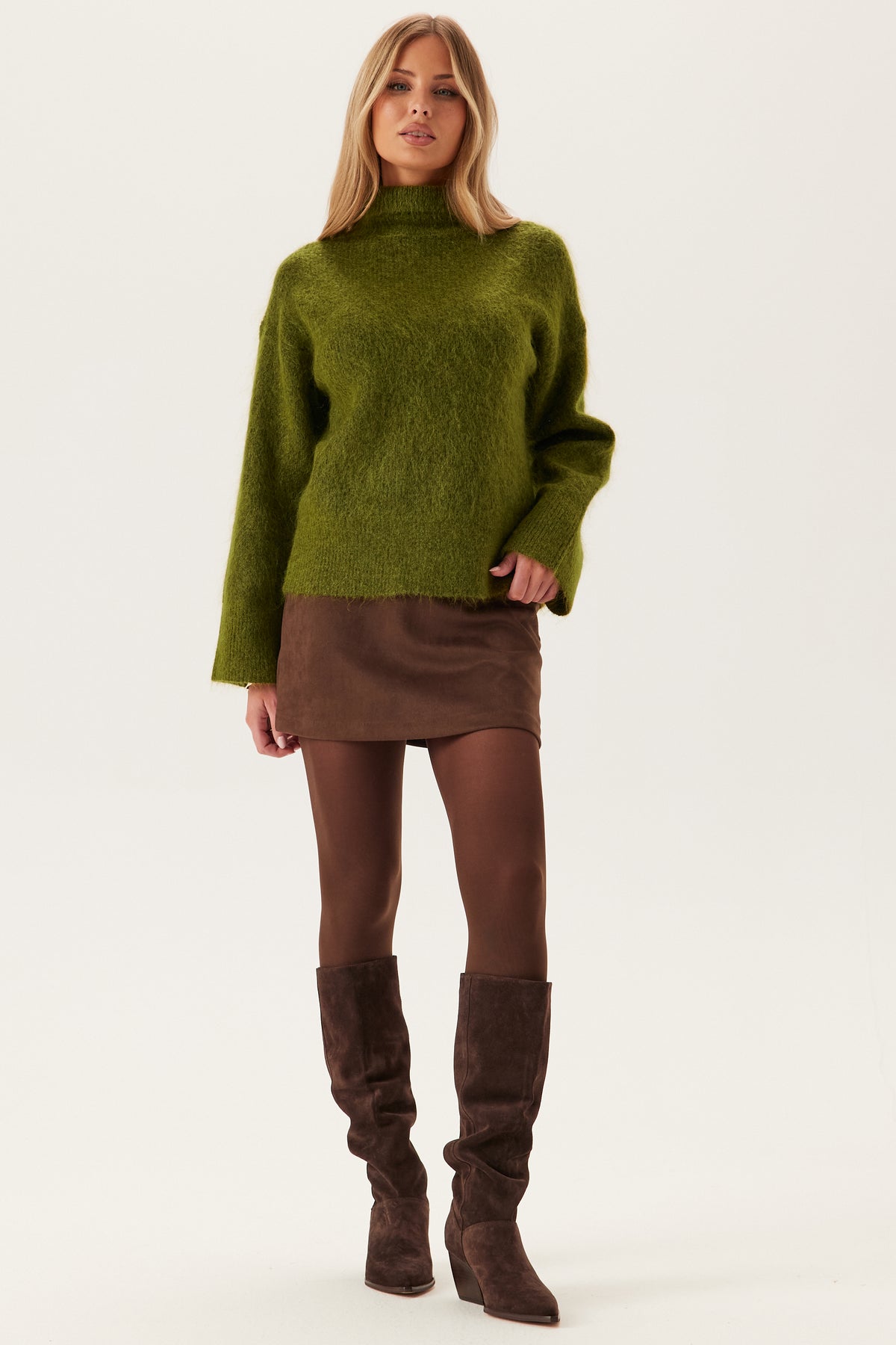 Steve madden - Steve Madden - Extreme Suede Boot 205 Brown Suede